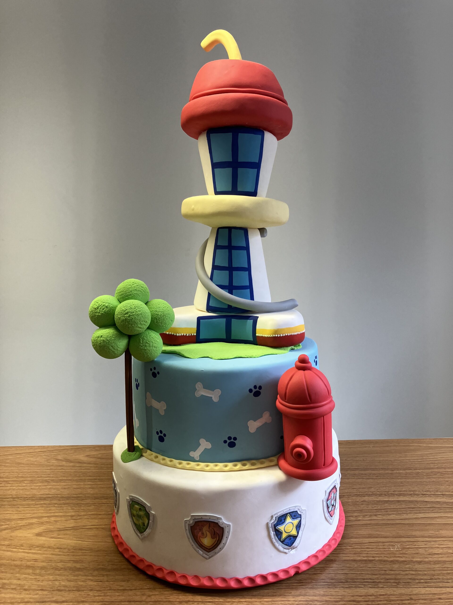 PATRULHA CANINA – BOLO CENOGRÁFICO – Mathurma Festas